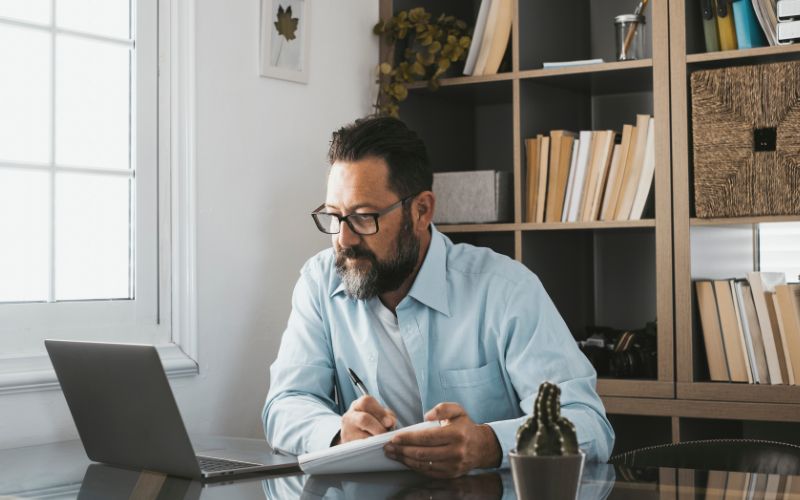 Time Management Tips for Successful Insurance Agents